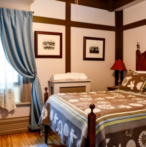 Rooms – Marmora Inn B&B – Enter as Strangers. Leave as Friends